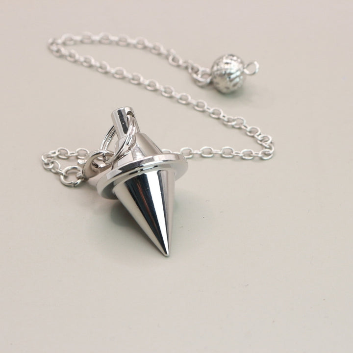 Pendulums & Dowsing Rods – Curious Cauldron